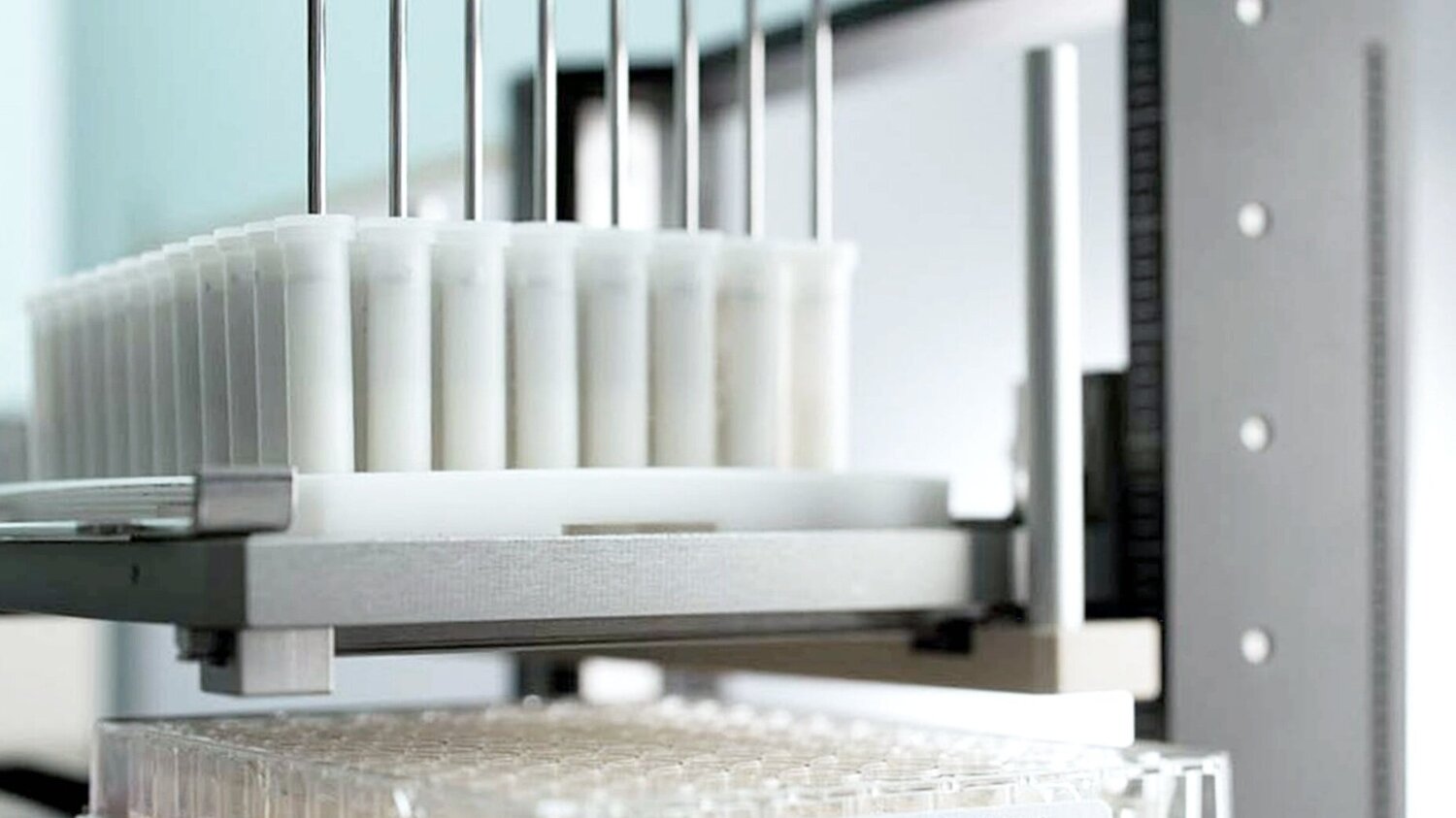 What Is Miniaturized Purification and Why Is It the Future of Bioprocessing? - Synthace