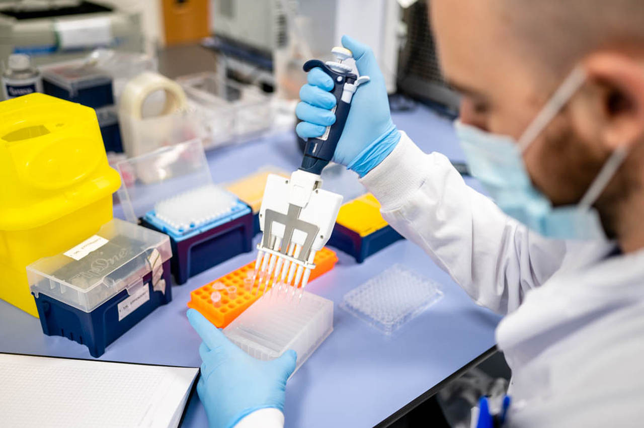 Too Many Hats: How Biology Drains Biologists - Synthace